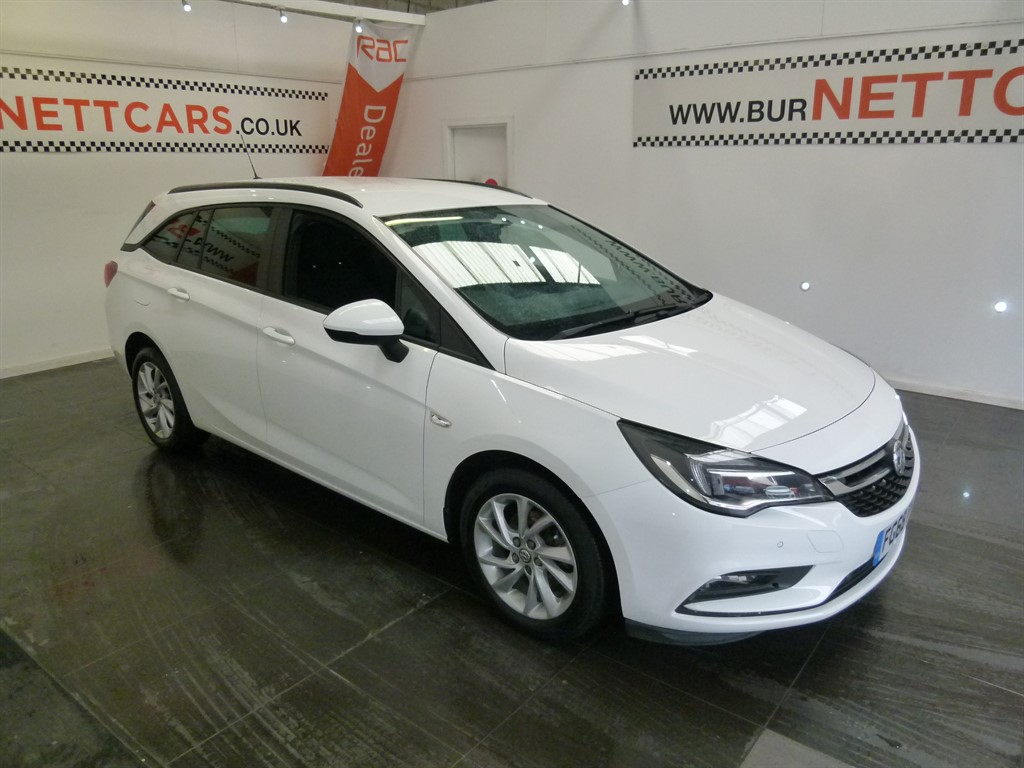 Vauxhall Astra | Burnett Cars | Lancashire