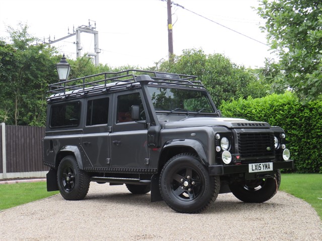 Used Land Rover Defenders for sale in Chelmsford, Essex | T. ELLIOTT ...