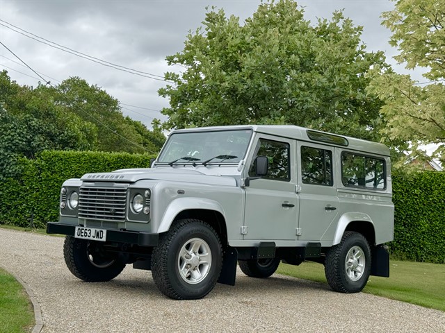 Used Land Rover Defenders for sale in Chelmsford, Essex | T. ELLIOTT ...
