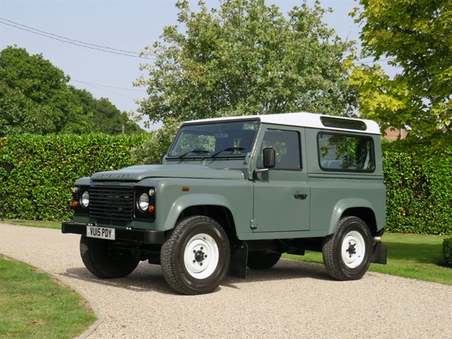 Used Land Rover Defenders in Chelmsford, Essex | T. ELLIOTT LAND ROVERS ...