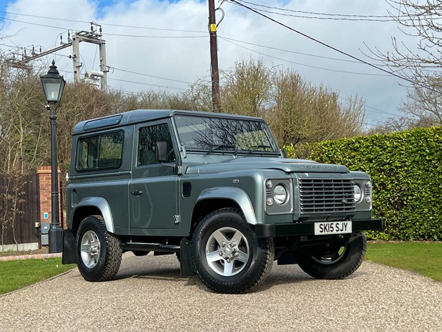 Used Land Rover Defenders for sale in Chelmsford, Essex | T. ELLIOTT ...