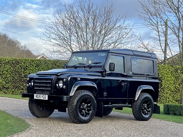 Used Land Rover Defenders for sale in Chelmsford, Essex | T. ELLIOTT ...