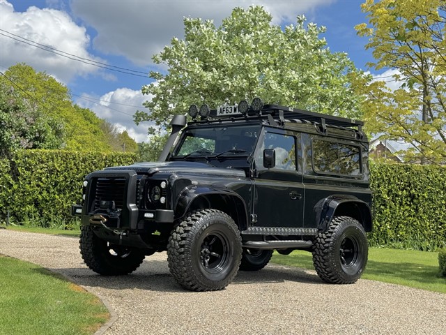 Used Land Rover Defenders in Chelmsford, Essex | T. ELLIOTT LAND ROVERS ...