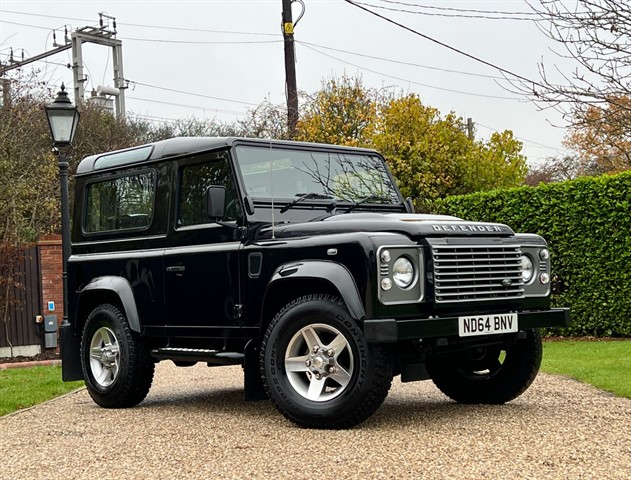 Used Land Rover Defenders for sale in Chelmsford, Essex | T. ELLIOTT ...
