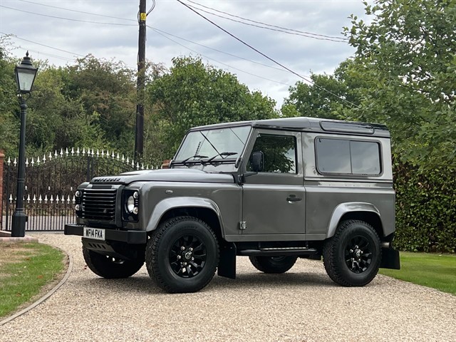 Used Land Rover Defenders for sale in Chelmsford, Essex | T. ELLIOTT ...