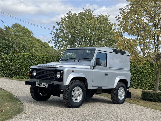 Used Land Rover Defenders for sale in Chelmsford, Essex | T. ELLIOTT ...
