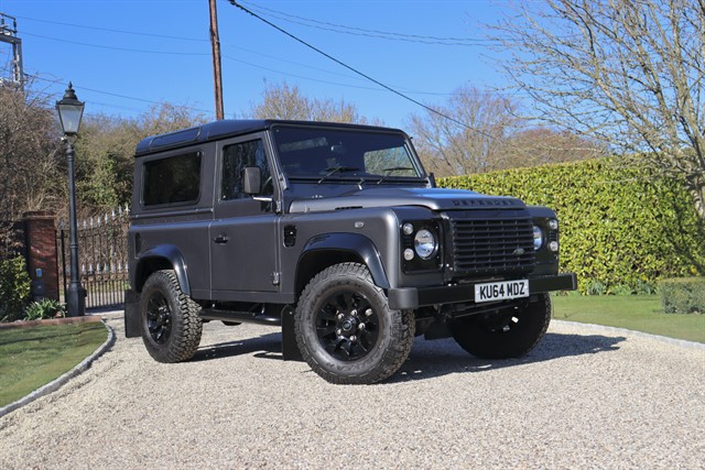 Used Land Rover Defenders for sale in Chelmsford, Essex | T. ELLIOTT ...