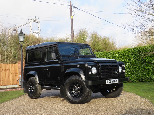 Used Land Rover Defenders for sale in Chelmsford, Essex | T. ELLIOTT ...