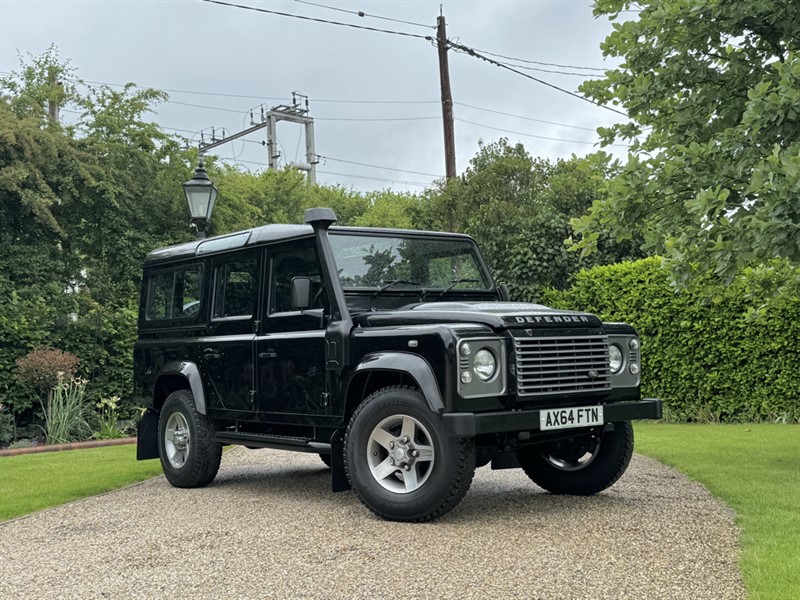 Used Land Rover Defenders in Chelmsford, Essex | T. ELLIOTT LAND ROVERS ...