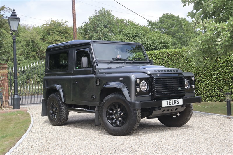 Used Land Rover Defenders in Chelmsford, Essex | T. ELLIOTT LAND ROVERS ...