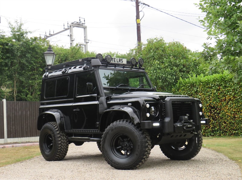 Used Land Rover Defenders in Chelmsford, Essex | T. ELLIOTT LAND ROVERS ...