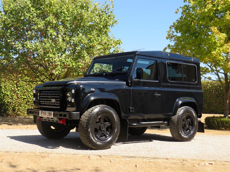 Used Land Rover Defenders in Chelmsford, Essex | T. ELLIOTT LAND ROVERS ...