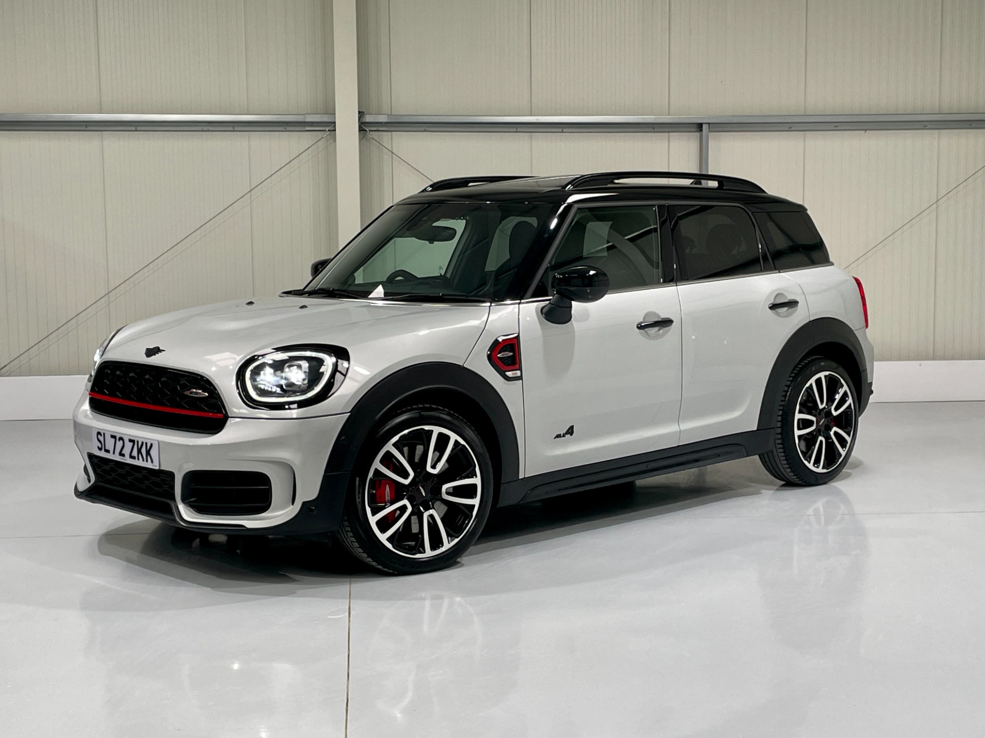 Spannende Mini Countryman Cooper S All4 Automatik Bild1002461firyal06