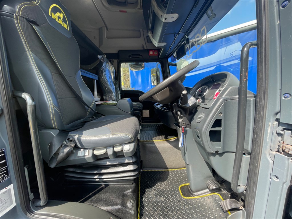 Used MAN TGE for sale in Gwent, Gwent | Lonsdale Vehicle Sales Direct ...