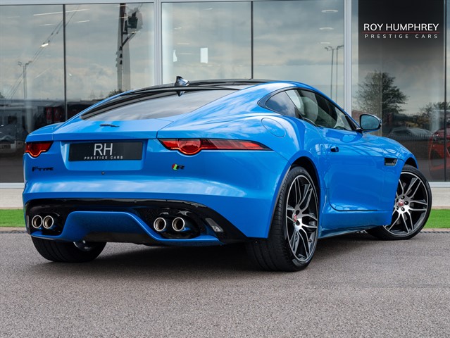 Roy Humphrey Prestige Cars | Eye