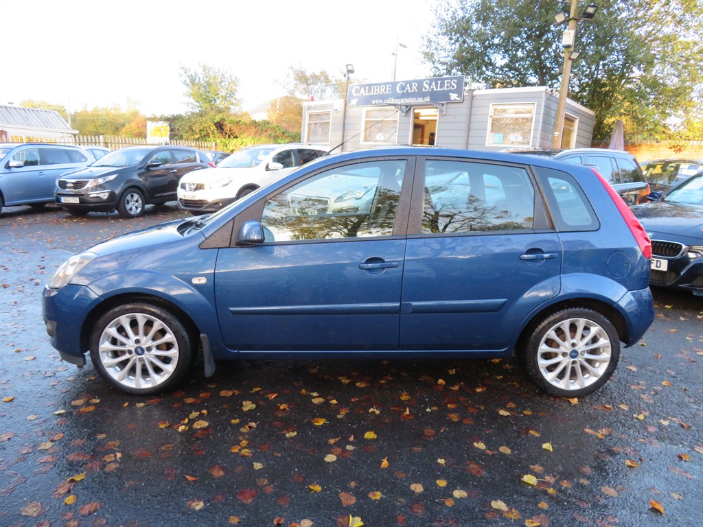 Used Ford Fiesta ZETEC BLUE for sale in Colchester, Essex | Calibre Car ...