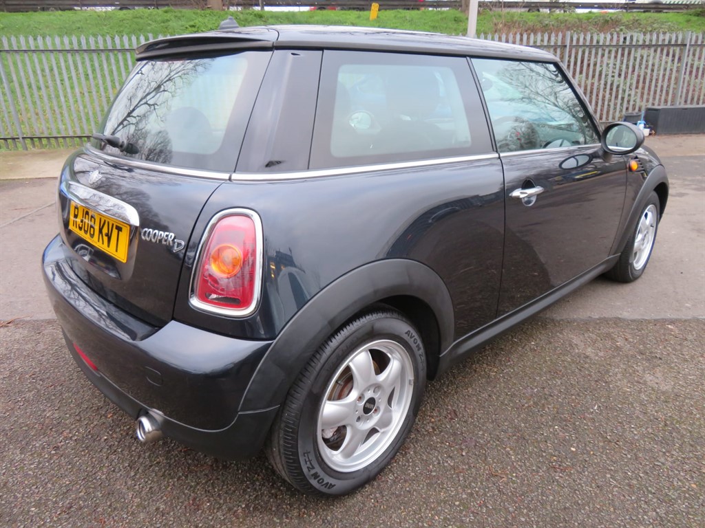 MINI Cooper | Calibre Car Sales | Essex