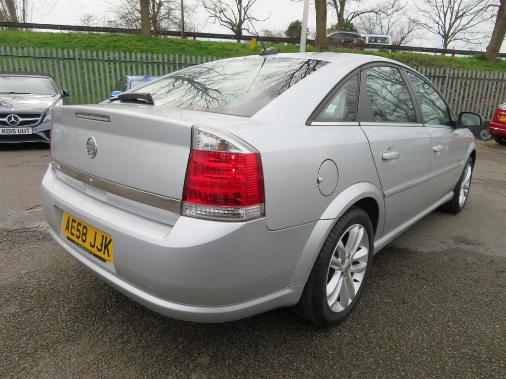 Vauxhall Vectra | Calibre Car Sales | Essex