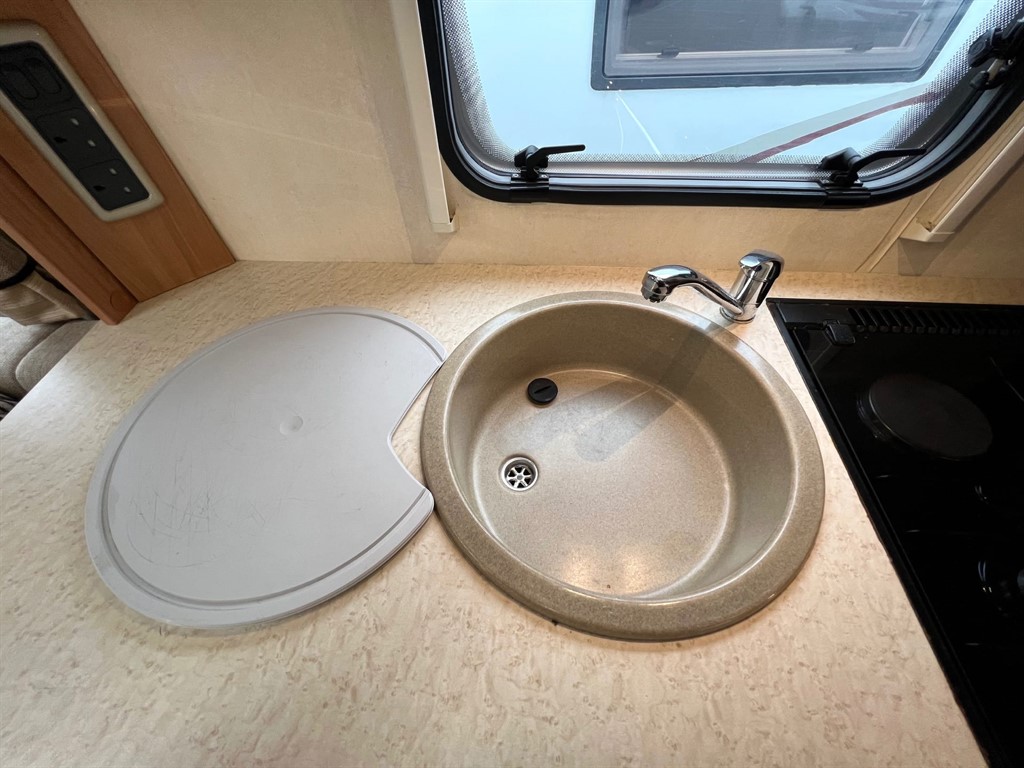 Used Autocruise Starstream 2 Belt 4 Berth Low Profile for sale in ...