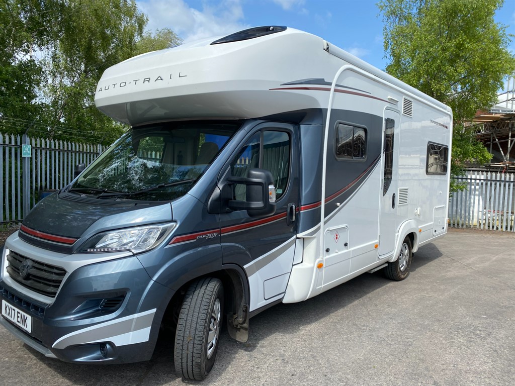 Used Autotrail Apache 700 42 MAXI C/C MULTIJET for sale in Northwich ...