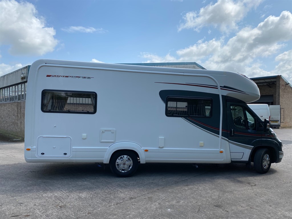 Used Autotrail Apache 700 42 MAXI C/C MULTIJET for sale in Northwich ...