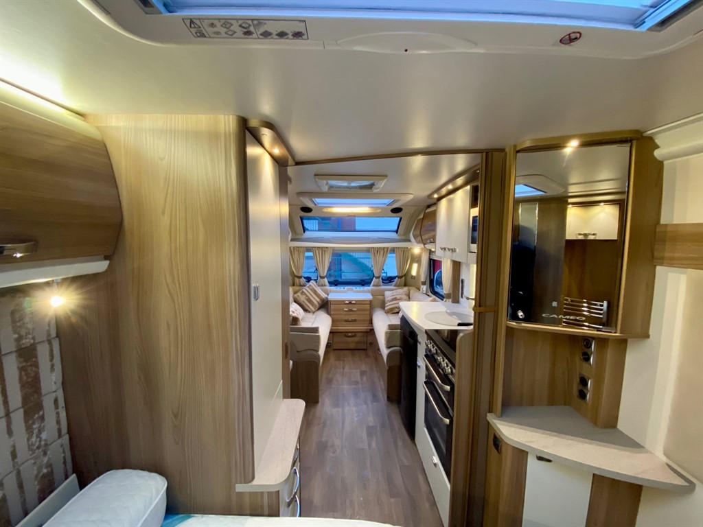 Used Bessacarr Cameo 580, 4 berth Caravan for sale in Northwich ...