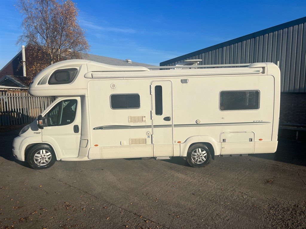 Used Bessacarr E795 6 Berth 4 Seatbelts Family Motorhome for sale in ...