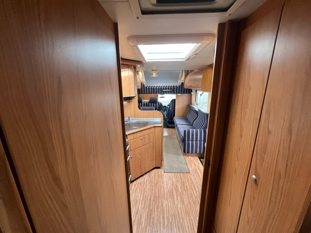 Used Burstner Argos 747 for sale in Winsford, Cheshire | Yourstyle ...