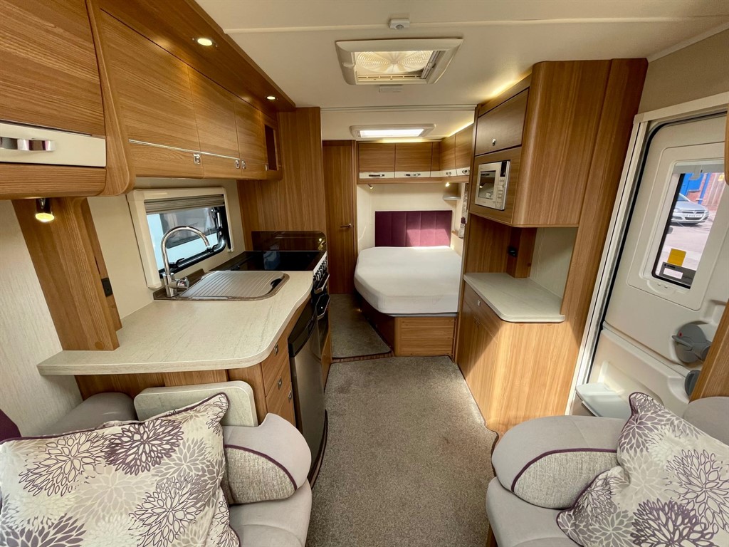 Used Compass Rallye 540, 4 berth caravan for sale in Northwich ...