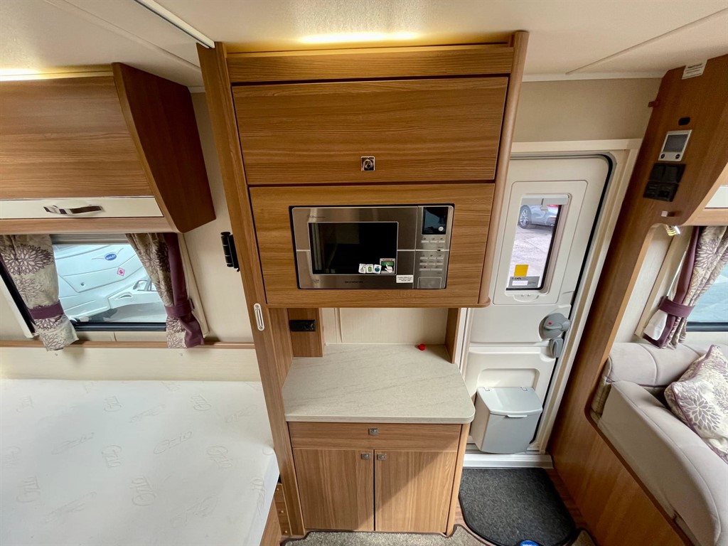 Used Compass Rallye 540, 4 berth caravan for sale in Northwich ...
