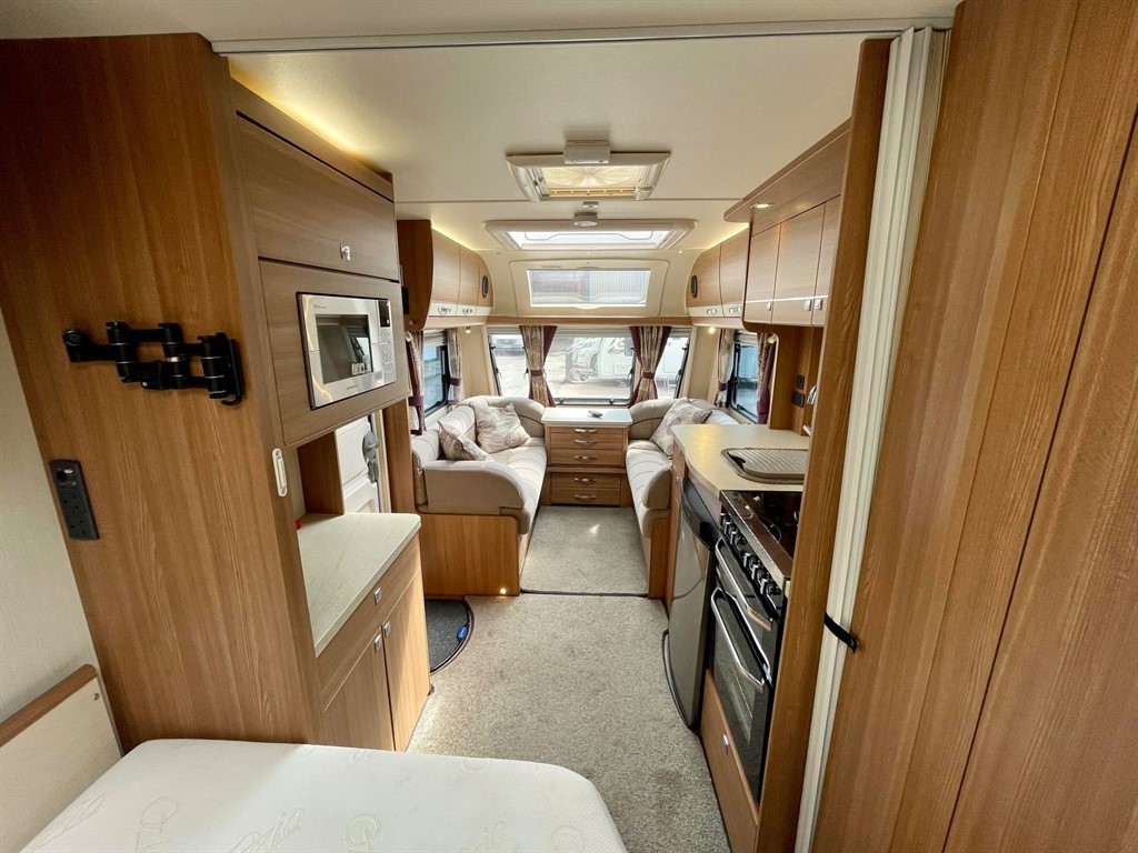 Used Compass Rallye 540, 4 berth caravan for sale in Northwich ...