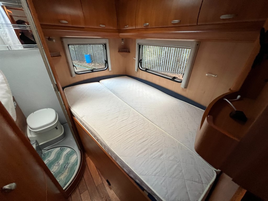 Used Hobby Siesta 555 4 Berth 4 Belts 5.84metre Motorhome for sale in ...