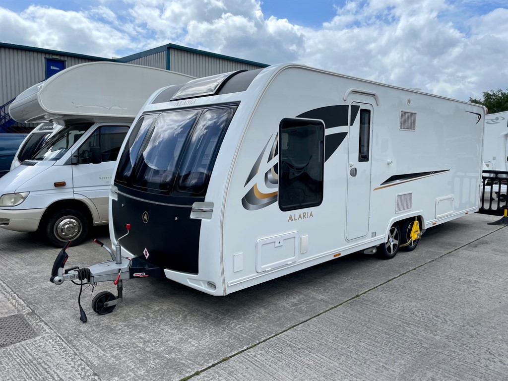 Used Lunar Alaria TI, 4 Berth Caravan for sale in Northwich, Cheshire ...