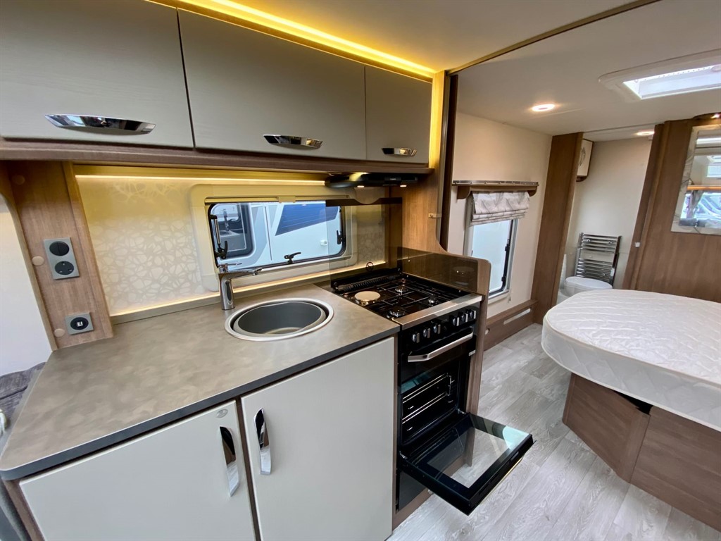 Used Lunar Alaria for sale in Winsford, Cheshire | Yourstyle Leisure Ltd