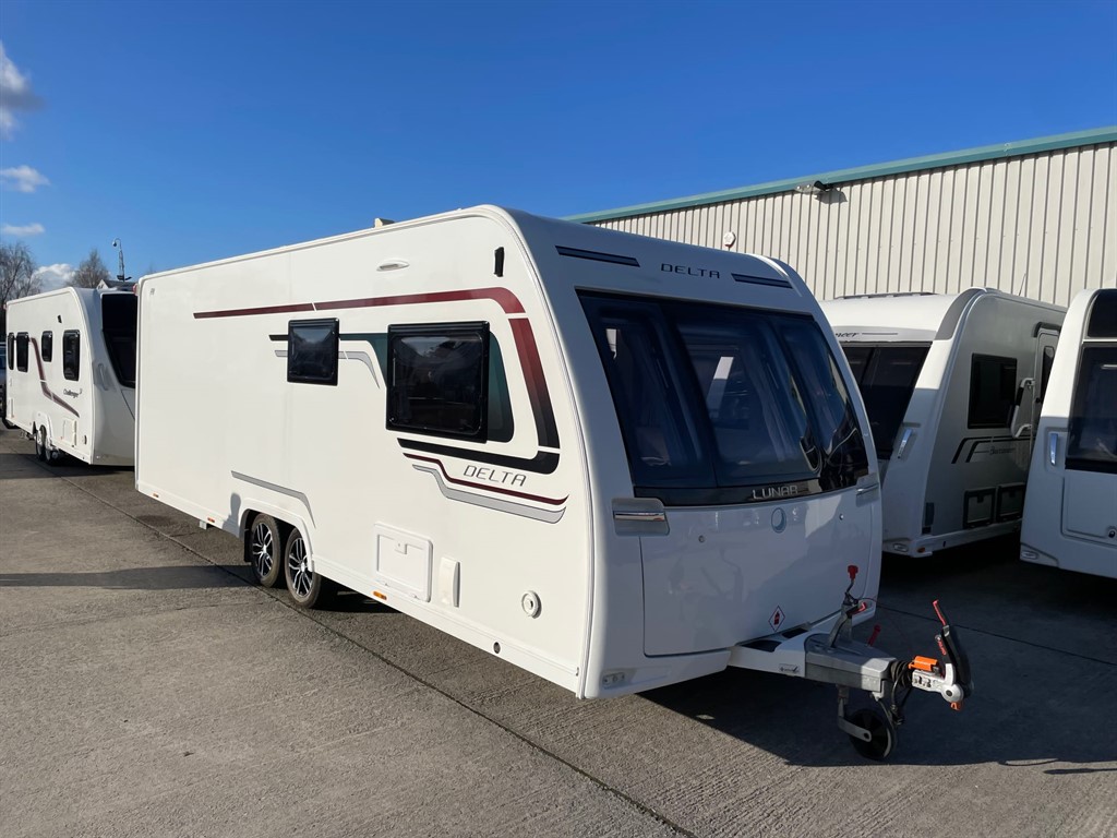 Used Lunar Delta RI, 4 berth caravan Used for sale in Northwich ...