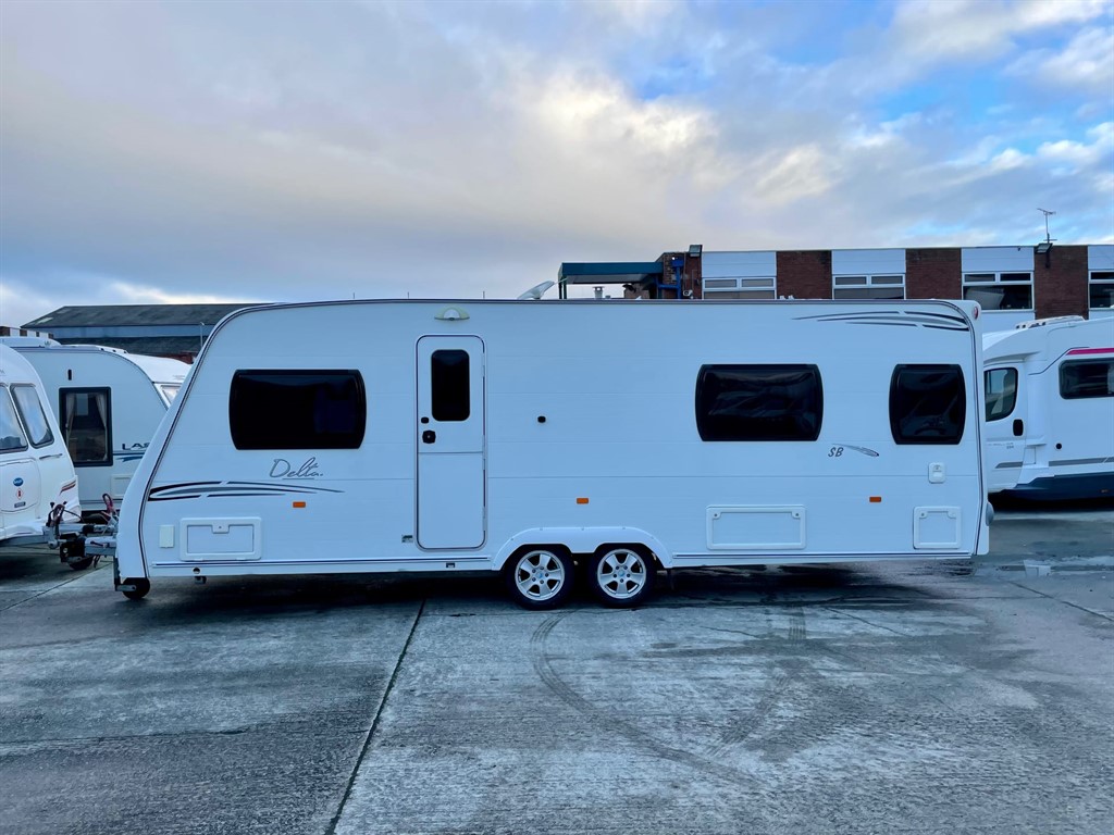 Used Lunar Delta SB, 4 berth Caravan for sale in Northwich, Cheshire ...