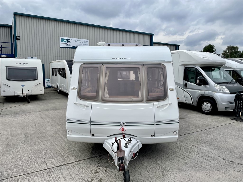 Used Swift Challenger 490 5 berth for sale in Northwich, Cheshire ...