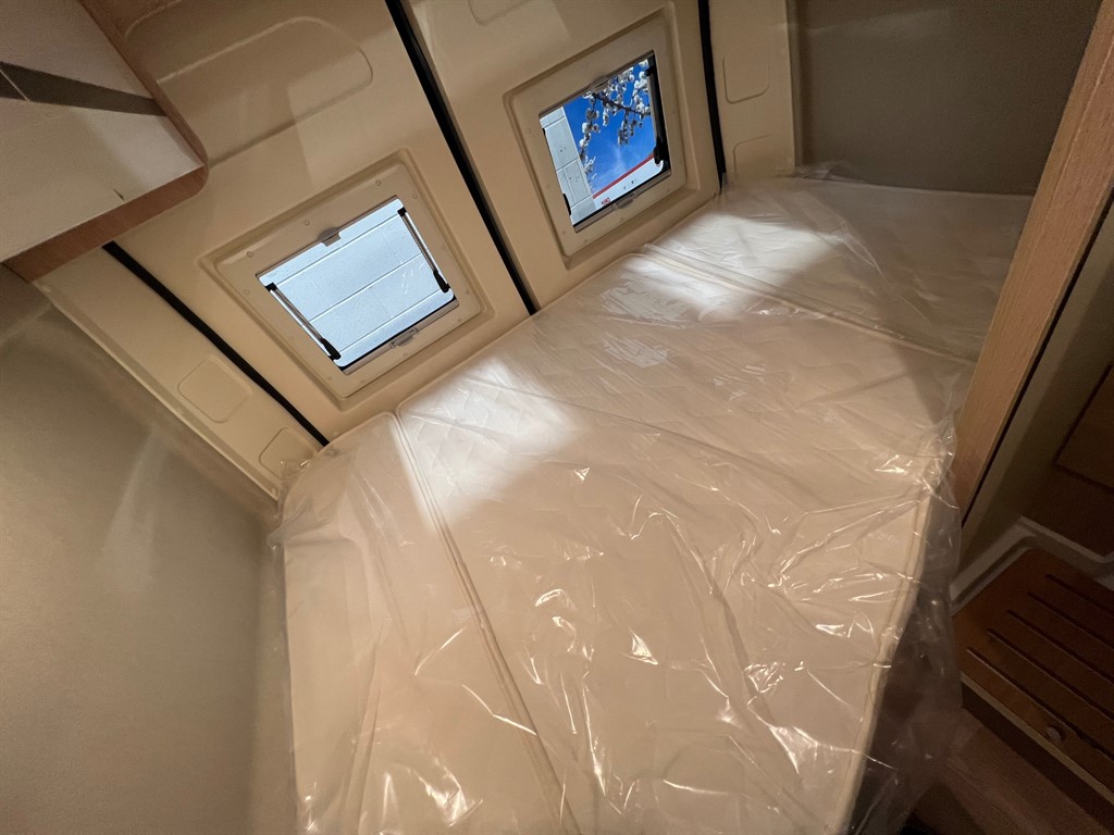 Used Giottiline GiottiVan 54T By Rapido 5.4M 3 Berth 4 Belt Campervan ...