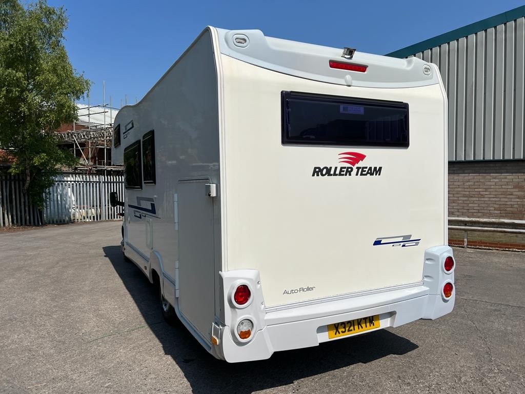 Used Roller Team Auto-Roller 600 6 Berth 6 Belts Large Garage Motocross ...