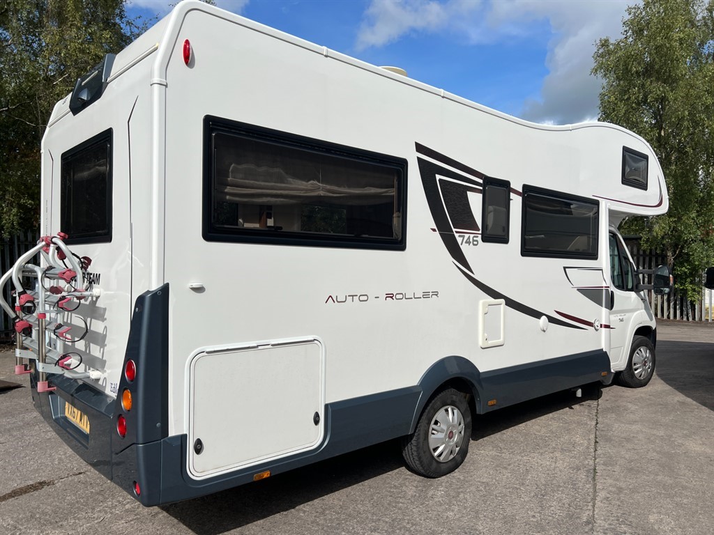 Used Roller Team Auto-Roller 746 6 Berth Family Motorhome for sale in ...