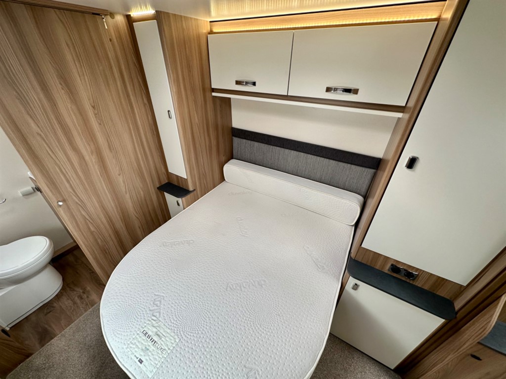 Used Sprite Major 4 SB, 4 berth caravan for sale in Northwich, Cheshire ...