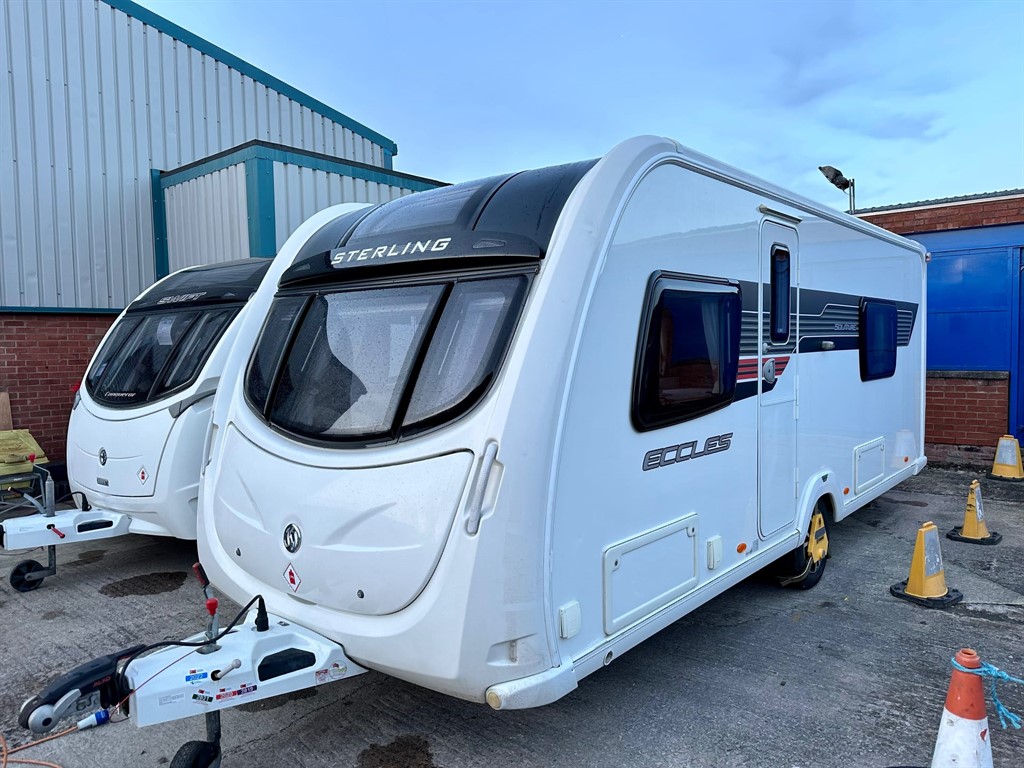 Used Sterling Eccles Solitaire 4 berth caravan for sale in Northwich ...