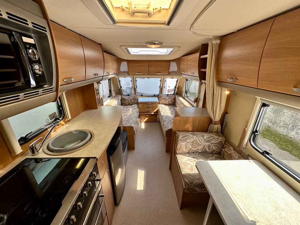 Used Swift Charisma 560, 4 Berth caravan for sale in Northwich ...