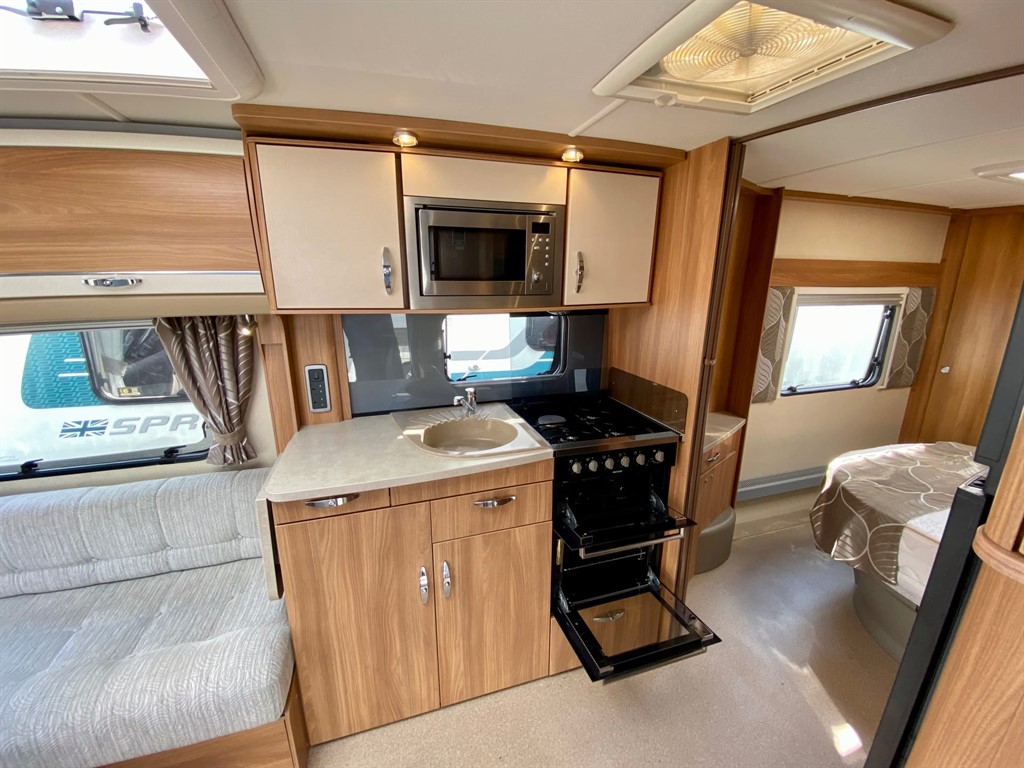Used Swift Conqueror 645, 4 berth caravan for sale in Northwich ...