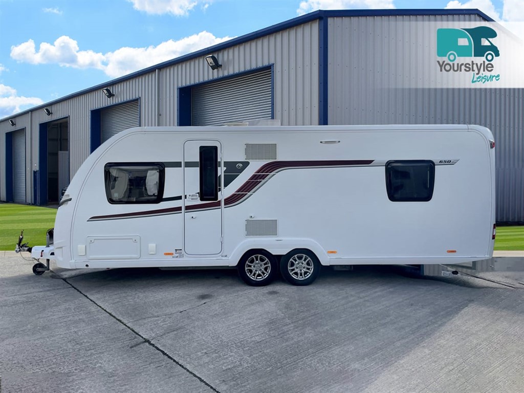 Used Swift Conqueror 650, 4 berth, island bed caravan for sale in ...
