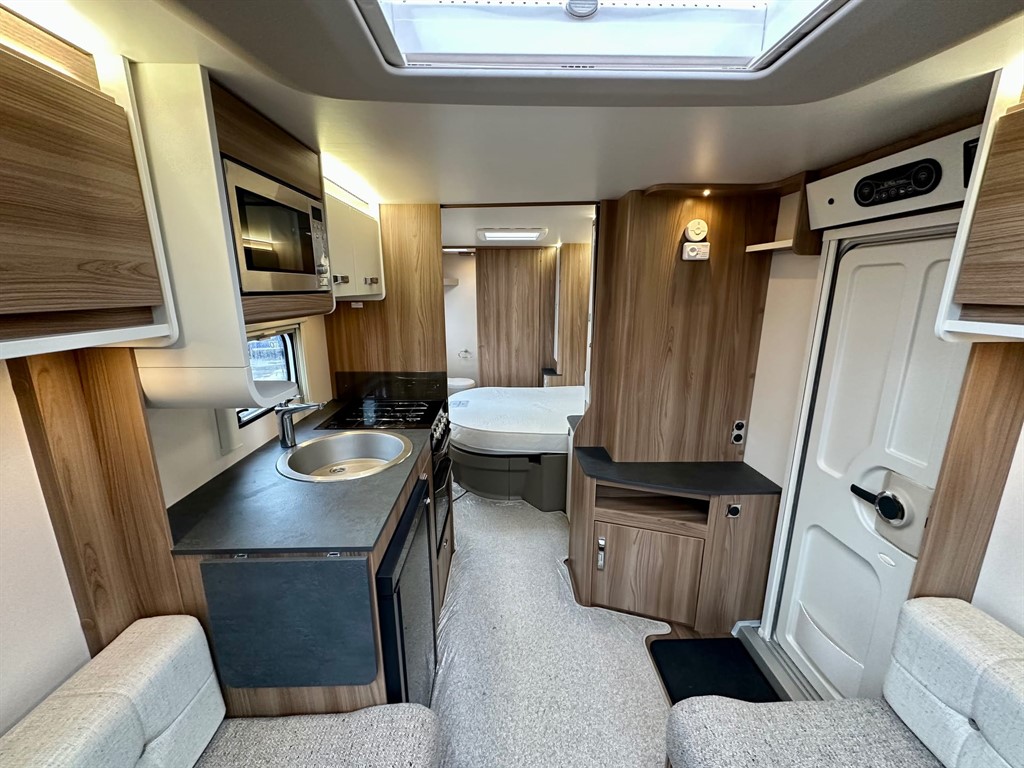 Used Swift Sprite Major 4 SB,4 berth caravan for sale in Northwich ...