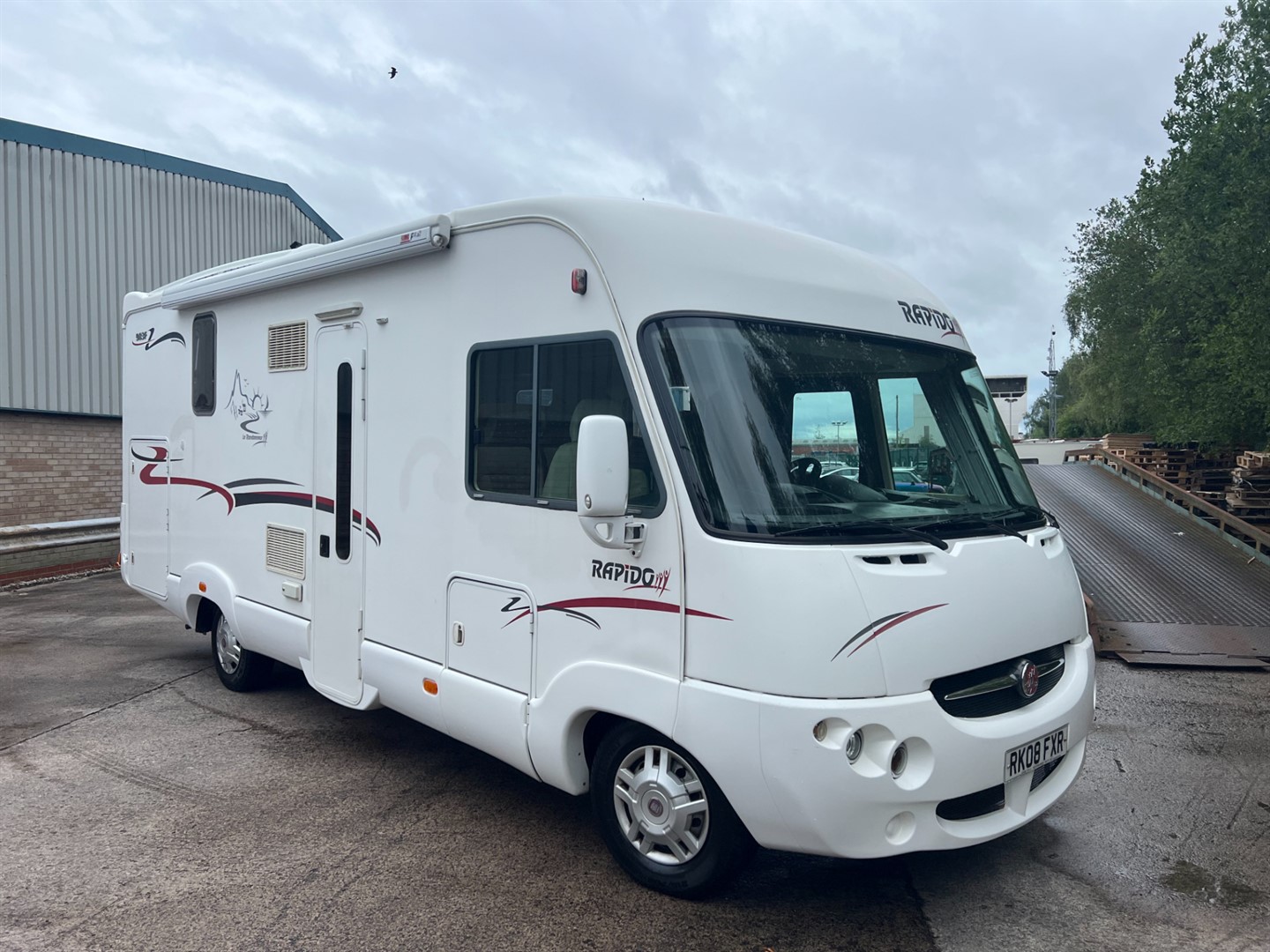 Used Rapido 983F 4 Berth 4 Belt A-Class LHD Motorhome for sale in ...