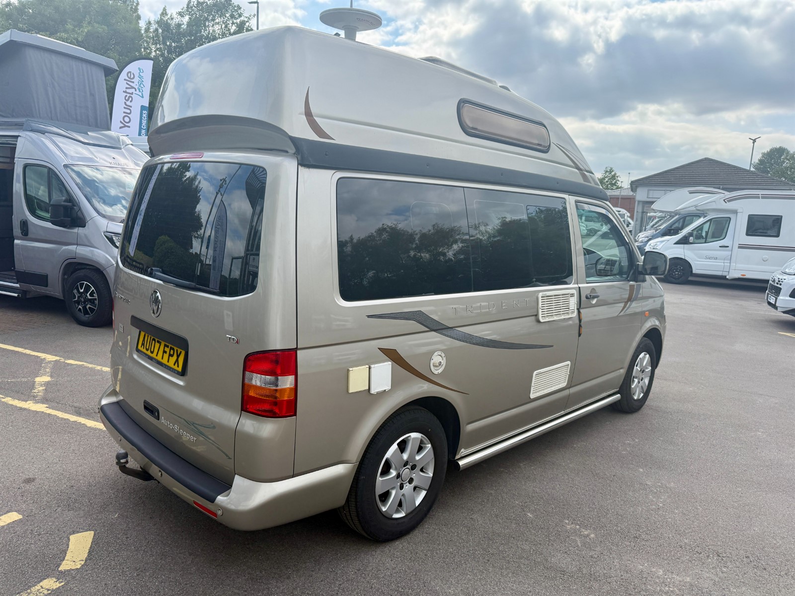 Used Auto-Sleepers Trident 4 Berth High Top Campervan T30 SWB CVN ...