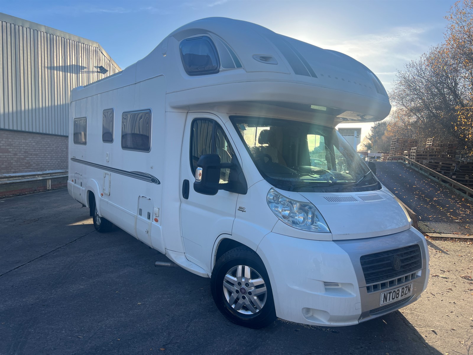 Used Bessacarr E795 6 Berth 4 Seatbelts Family Motorhome for sale in ...