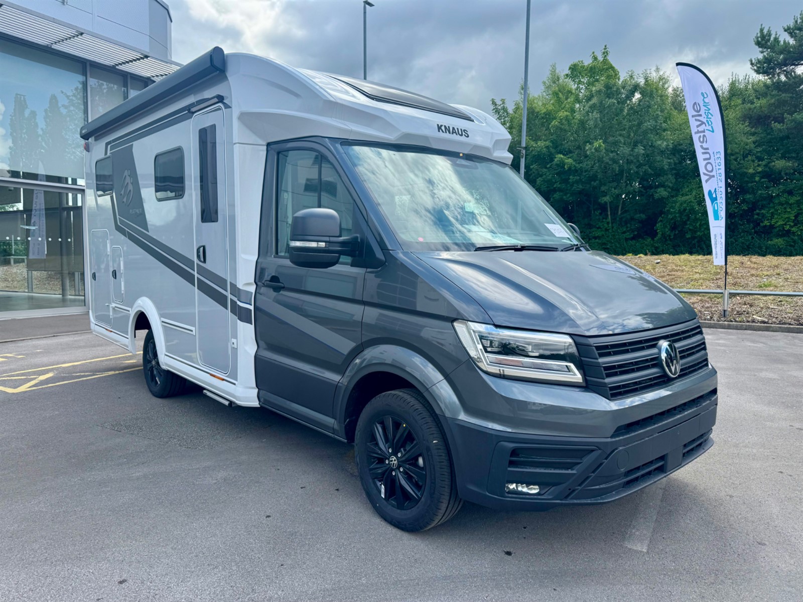 Used Knaus Van TI Plus 650 MEG for sale in Northwich, Cheshire ...